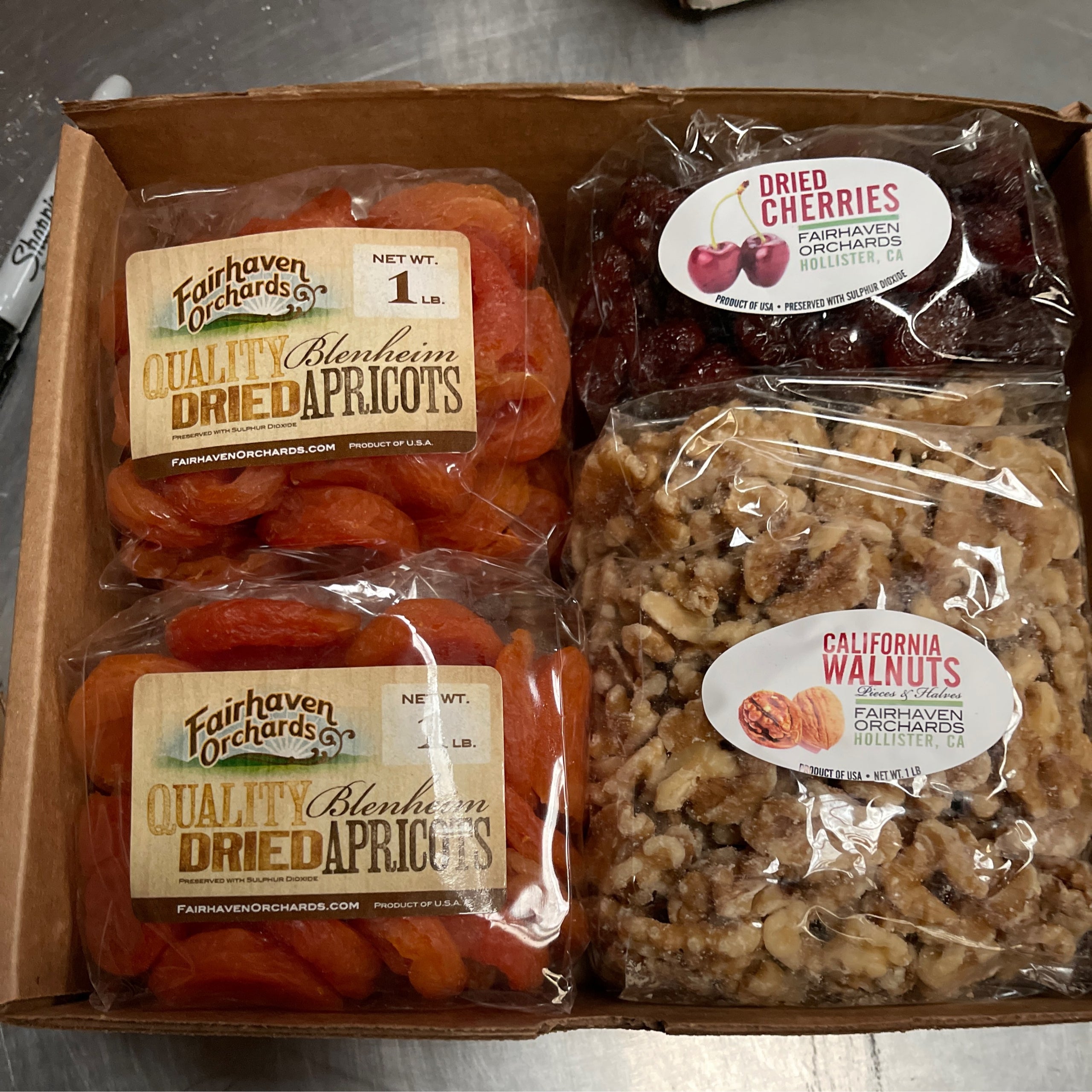 Medium gift box | Fairhaven Orchards